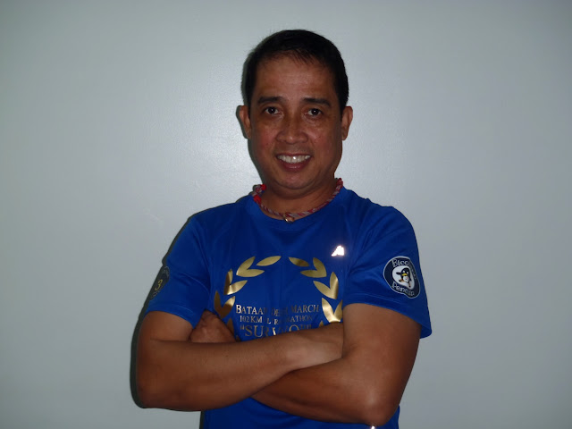 Bicolano Penguin: A LOGO FOR THE BICOLANO PENGUIN