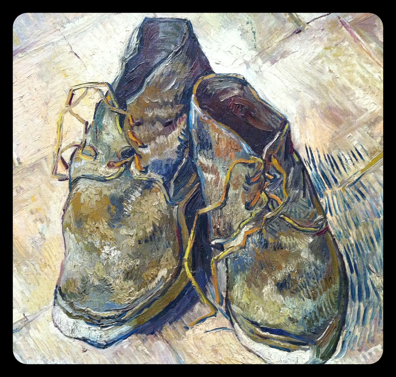 sóc algú que no sap més enllà: Sabates