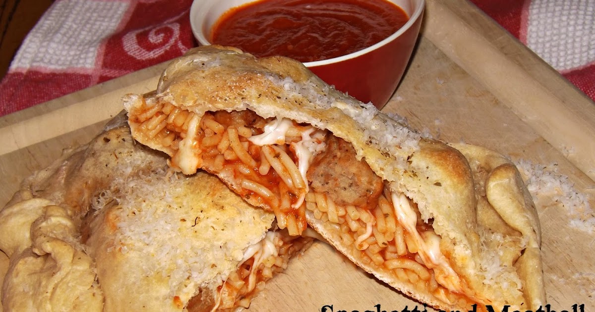 FoodThoughtsOfaChefWannabe: Spaghetti and Meatball STUFFED Calzones