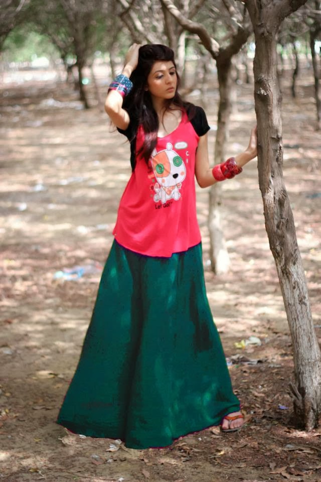 Pakistani Girls Fashion: Short Shirt with Flappers