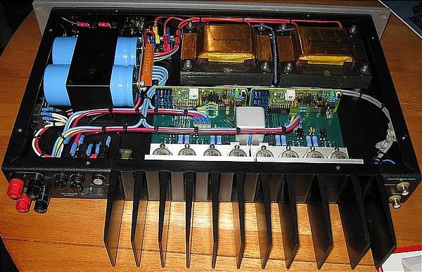 The Audiophile World: Spectral Audio DMA-100S Short Review