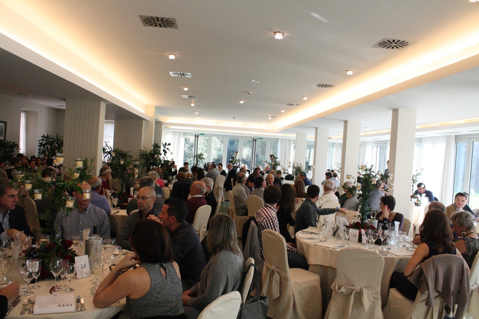 Il blog della Canottieri Moltrasio: Banchetto "imperiale" e "illustre ...