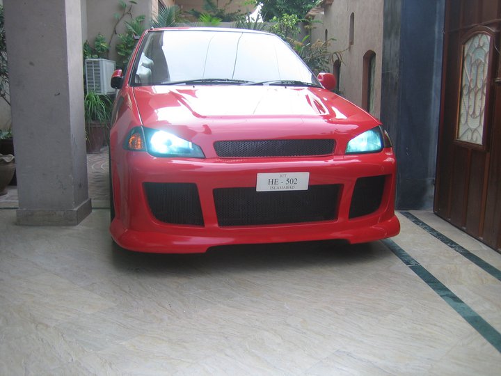 Riders Meeting: Modified Suzuki Cultus 2011 in Red and Black Color