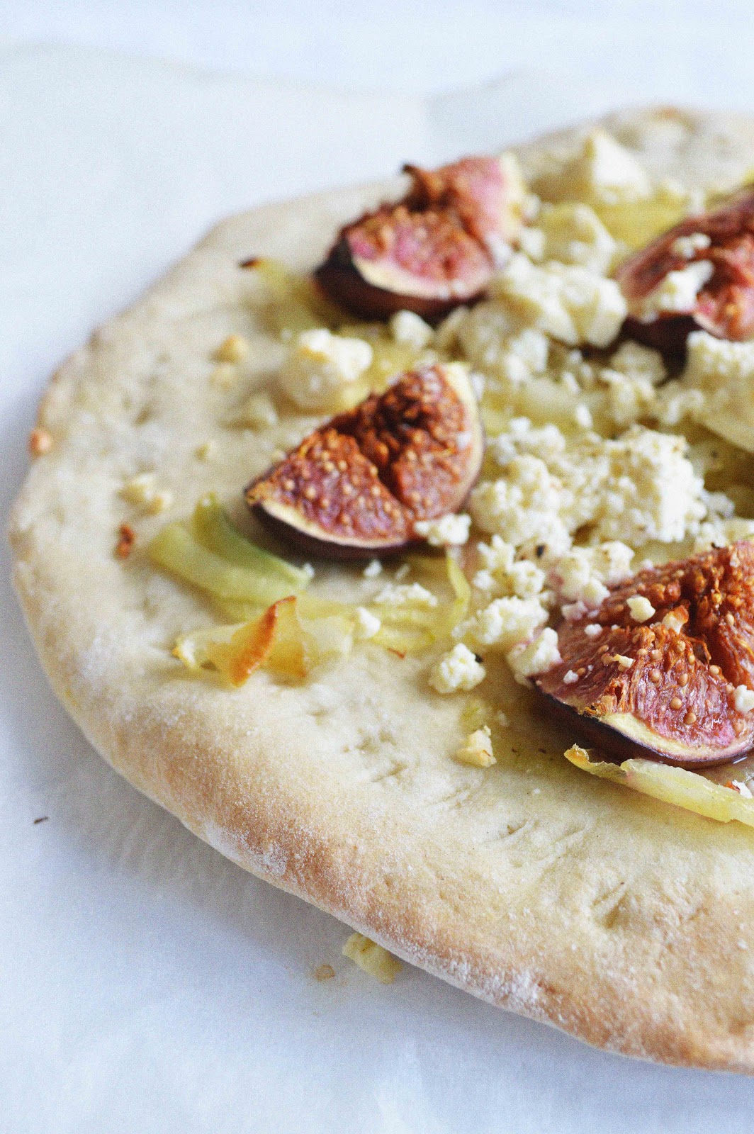 pizza de figos e feta // figs and feta pizza - Andrajos | Recipes, Food ...