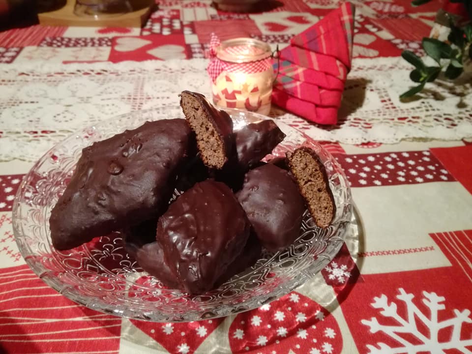 Ricetta Mostaccioli napoletani - Seduti a Tavola