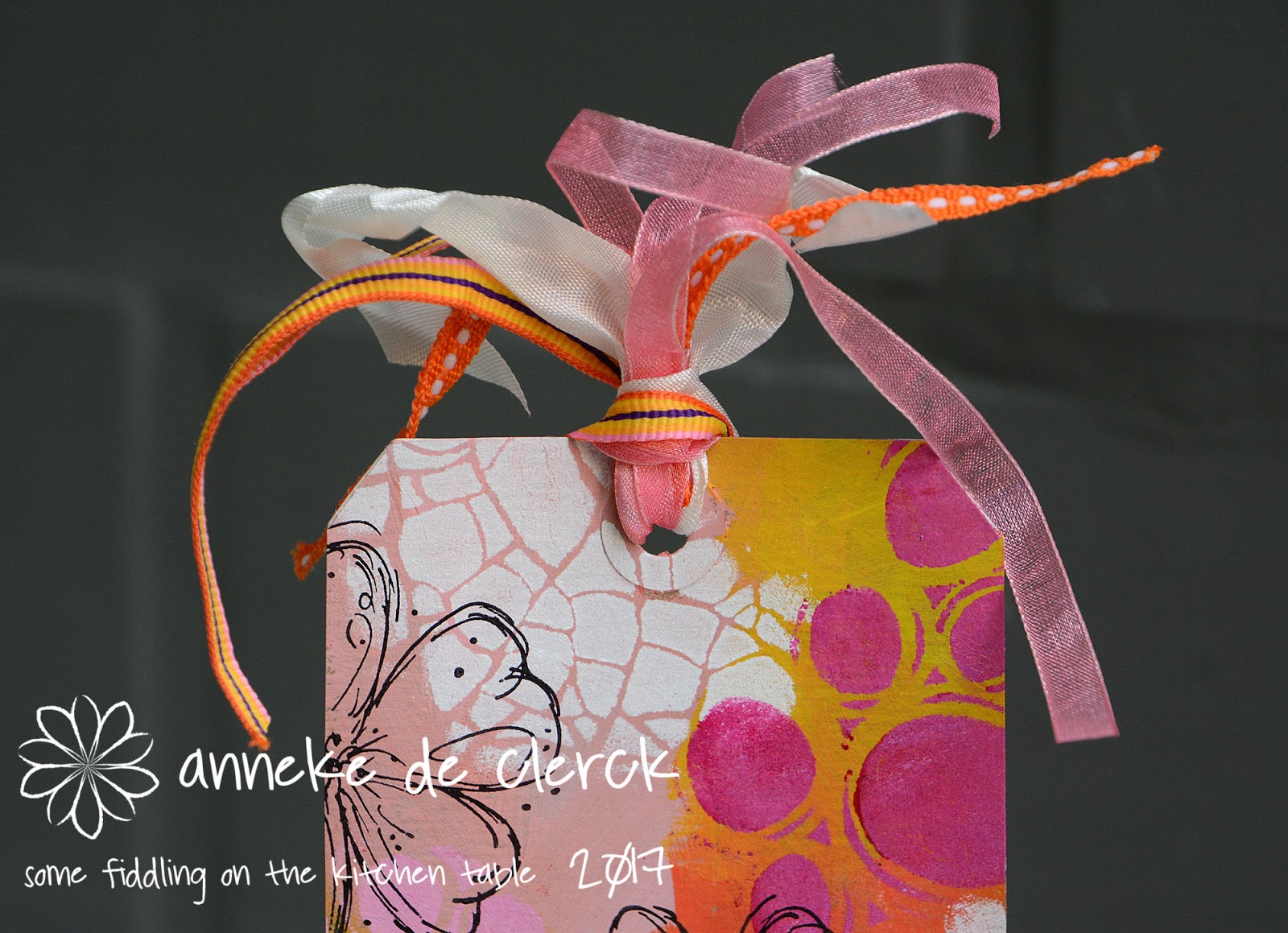 Some fiddling on the kitchen table: Tag