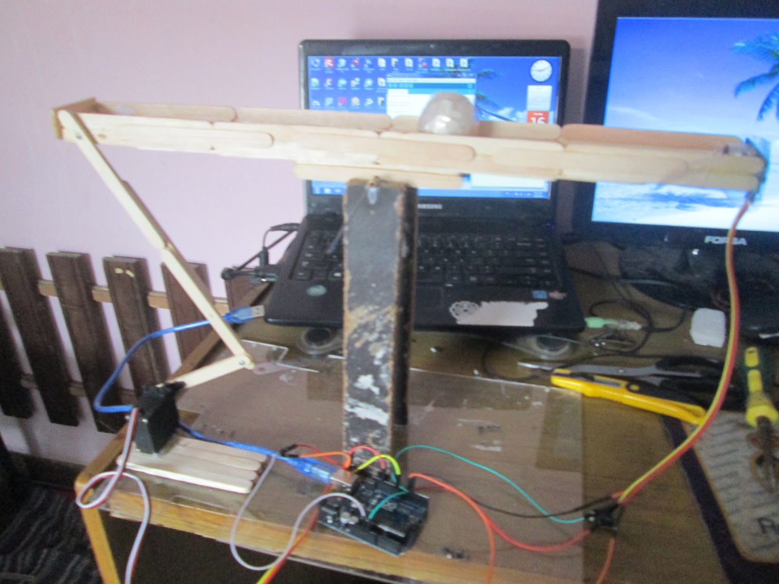 .: Membuat Alat Ball dan Beam atau Jungkat-jungkit (Alat Untuk ...