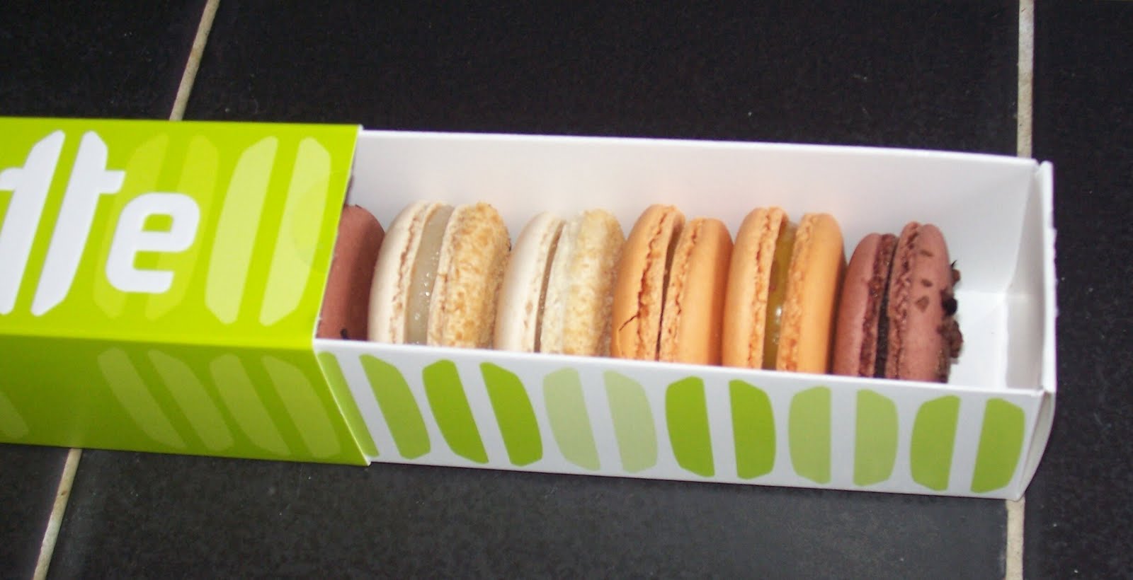 Sku's Recent Eats: Macarons on Larchmont - 'lette Macarons