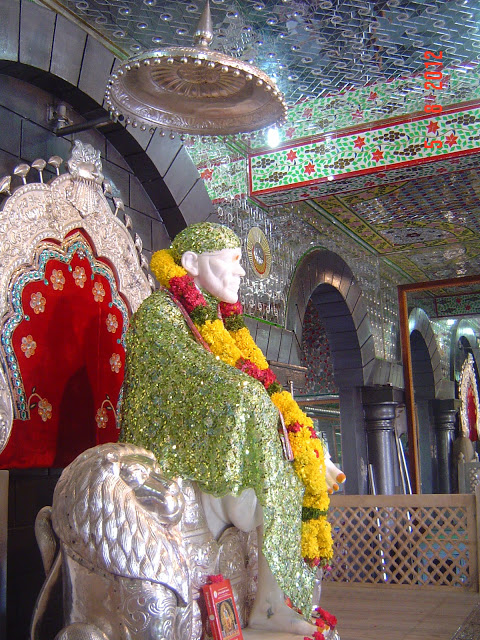 SHRI SHIRDI SAIBABA SAMADHI MANDIR Shirdi ~ Shirdi Saibaba Blessings