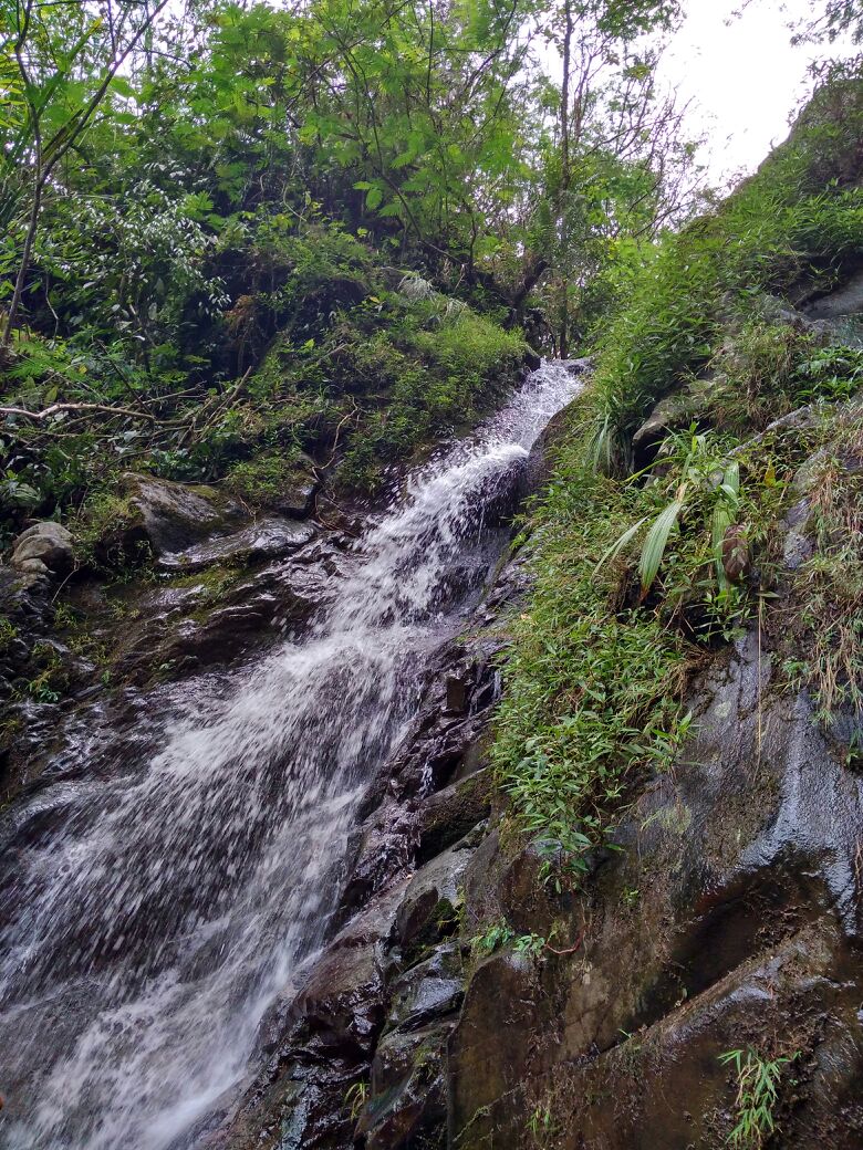 Curug Citaman kecamatan Cicurug Sukabumi - Footravelers