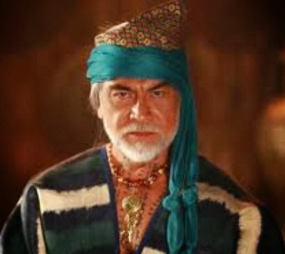 2014-02-09 ~ ShowbizNest