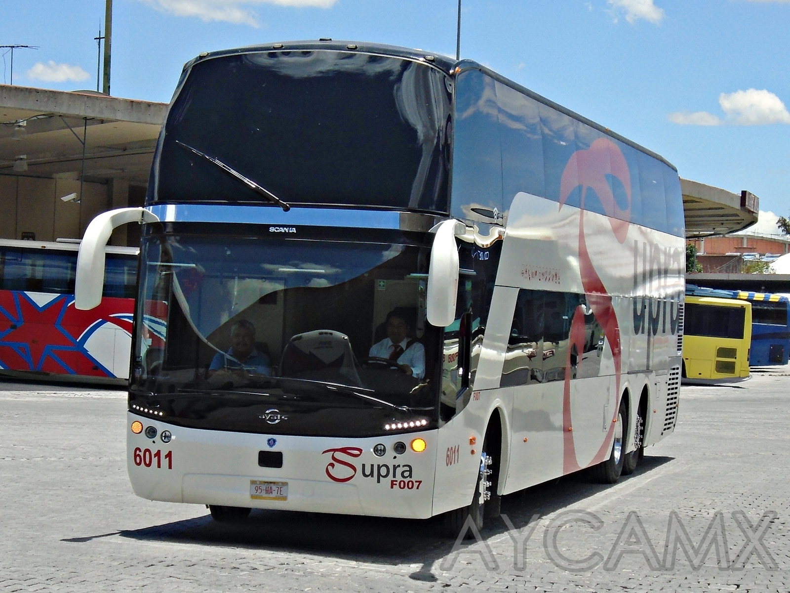 AYCAMX - Autobuses y Camiones México : Autobuses Foráneos 302. Supra