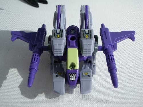 Heroic Decepticon: Decepticon Strategist - Pretender Bugly