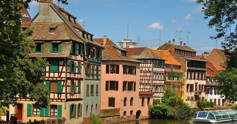 ART and ARCHITECTURE, mainly: Alsace's French and German history