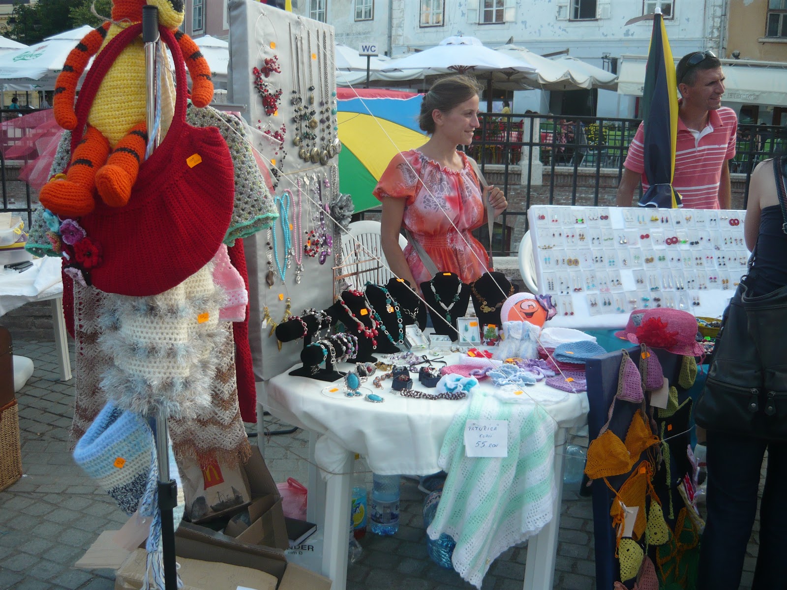 Ella Croche: "Targuri si expozitii handmade