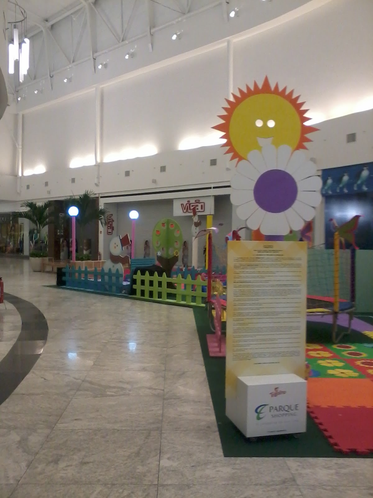 GTO - SOLUCÕES CÊNICAS: CENÁRIO PARQUE KIDS NO PARQUE SHOPPING BELÉM