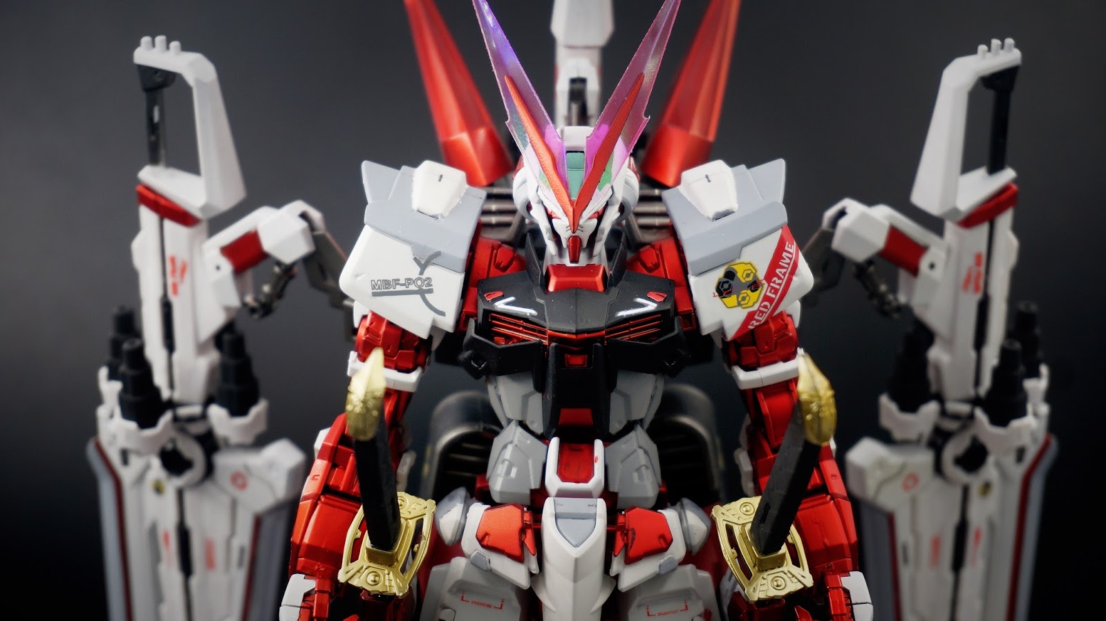 Custom Build: MG 1/100 Gundam Astray Red Dragon