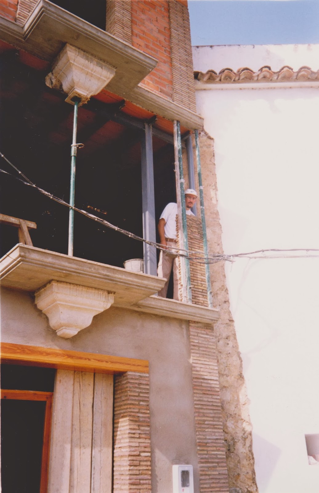 Pepe Granell: FACHADA RUSTICA (Obra, Carpintería y Artes decorativas-1998)