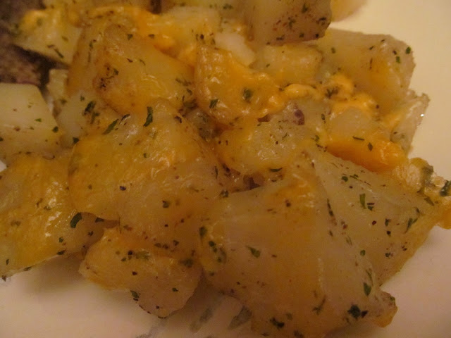 LL Farm: Cheesy Garlic Potatoes