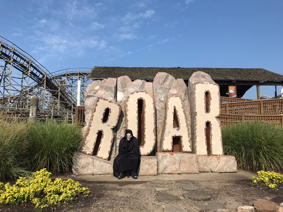 Six Flags America Posts ROAR Roller Coaster Teaser - AmusementInsider ...