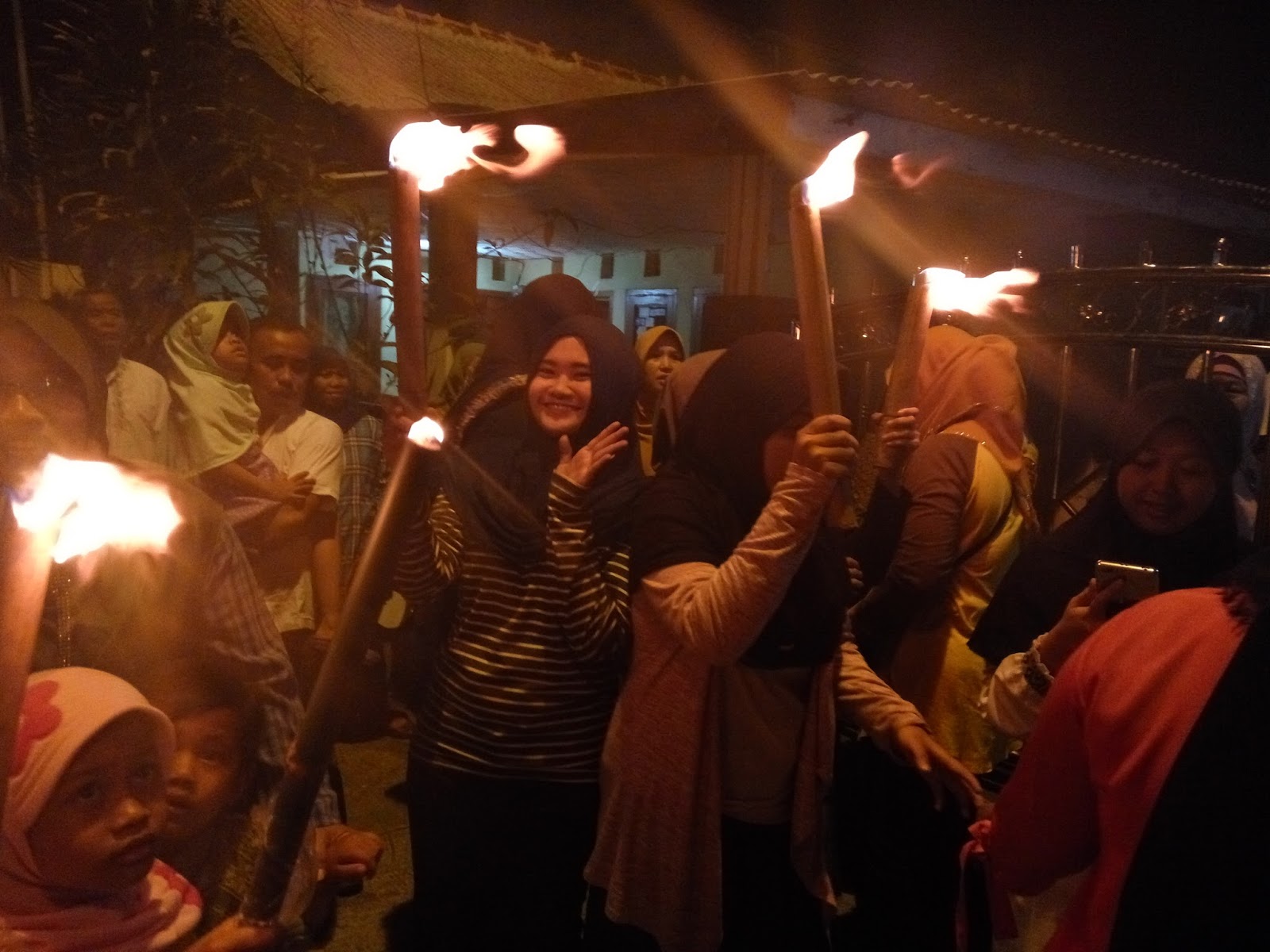 Gambar Pawai Obor Tahun Baru Hijriyah Terbaru 2019 - Animasi Tahun Baru