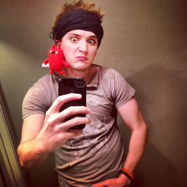 Just Tany: As Faces de Kyle Gallner