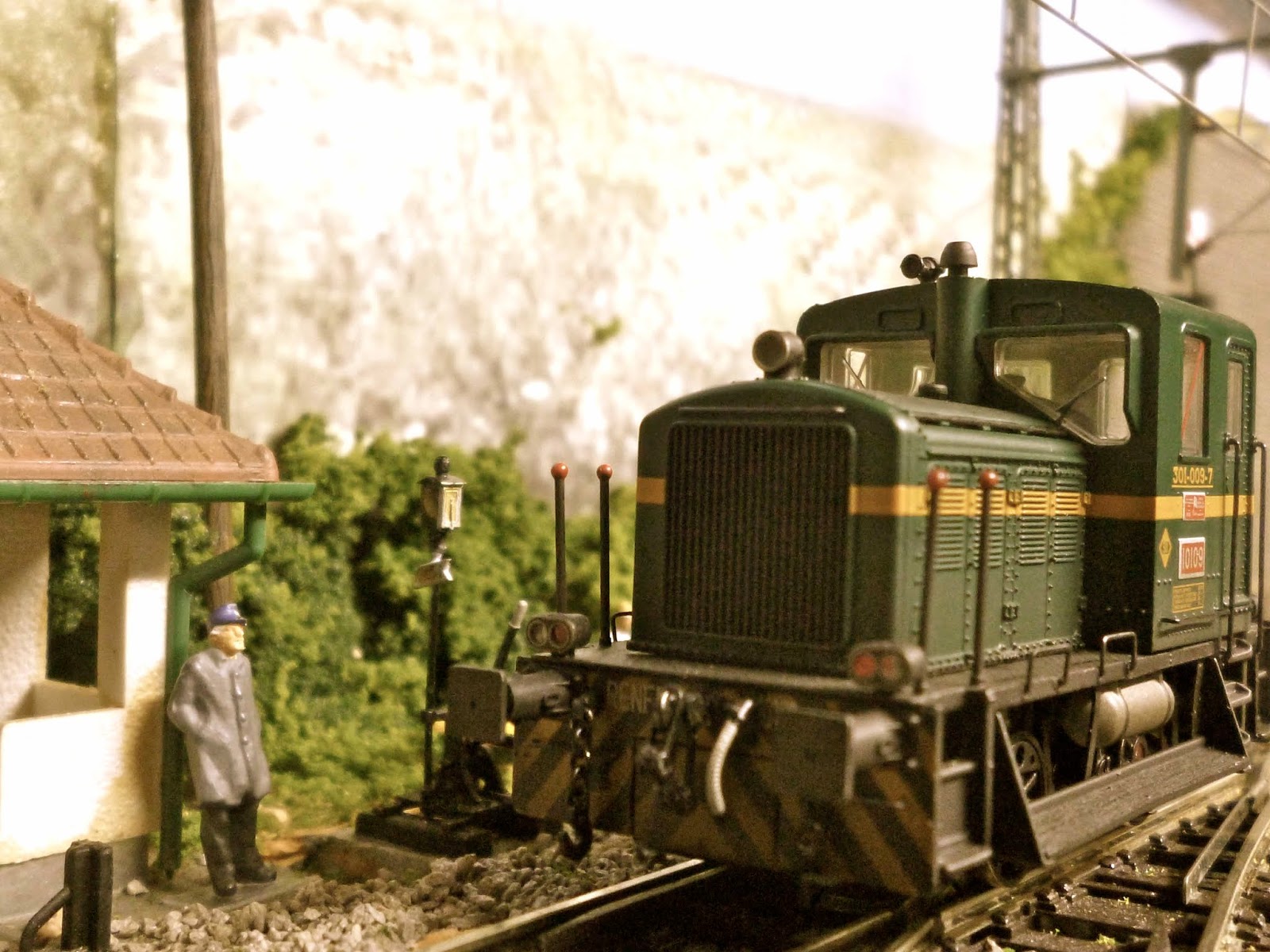 Tren a mano: RENFE AÑOS 60-70: MODELOS DIESEL EN H0