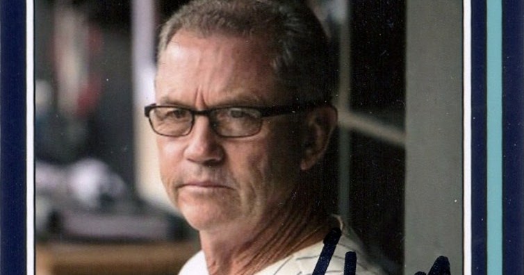 Minnesota Sports Autograph Project: GENE GLYNN