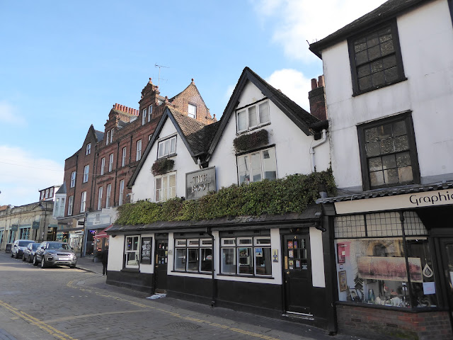 Prop Up the Bar: St Albans Pub Crawl