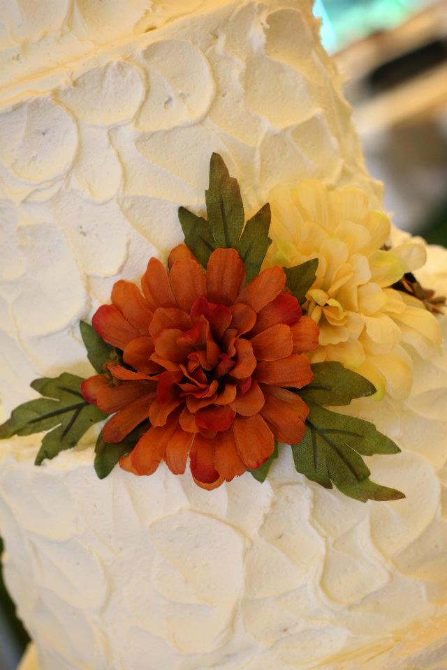 Country Cupboard Cakes: Country Wedding Cake