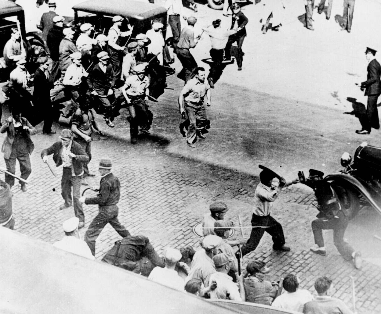 Entertainment Point: Strike ( Stachka ) (1925) Free Wallpapers