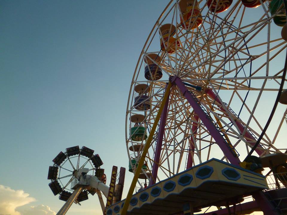 O Evolution te deixa de cabeça para baixo e tem giros de 360° para ...