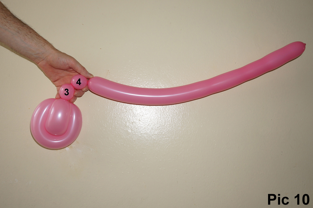 CLASSICAL: Music balloon notes