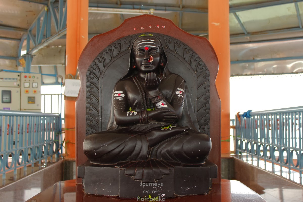 Journeys across Karnataka: ಶಿವಶರಣೆ ನೀಲಾಂಬಿಕೆ ಐಕ್ಯವಾದ ಸ್ಥಳ ...