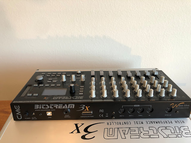 MATRIXSYNTH: CME WaveIdea Bitstream 3X - MIDI controller with joystick ...