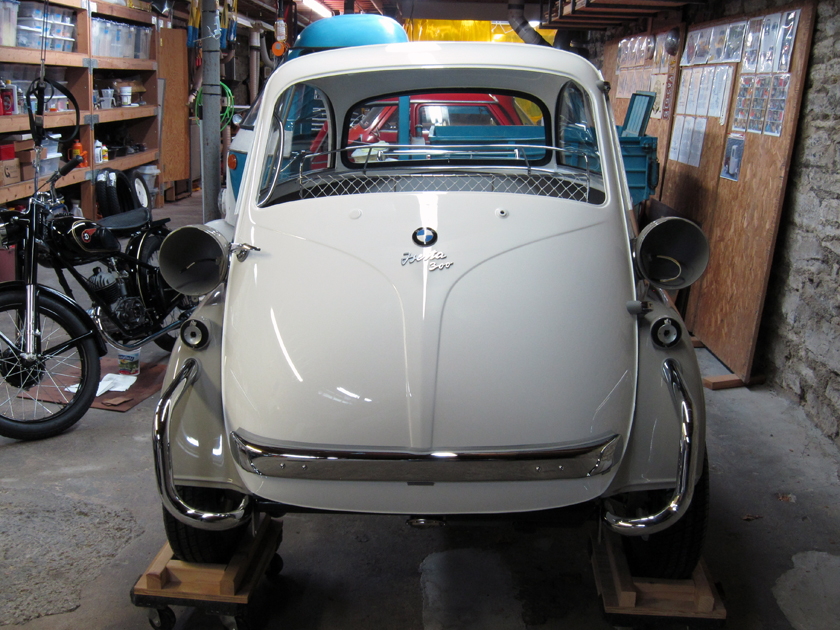 BZ's BMW Isetta 300's: October 2012
