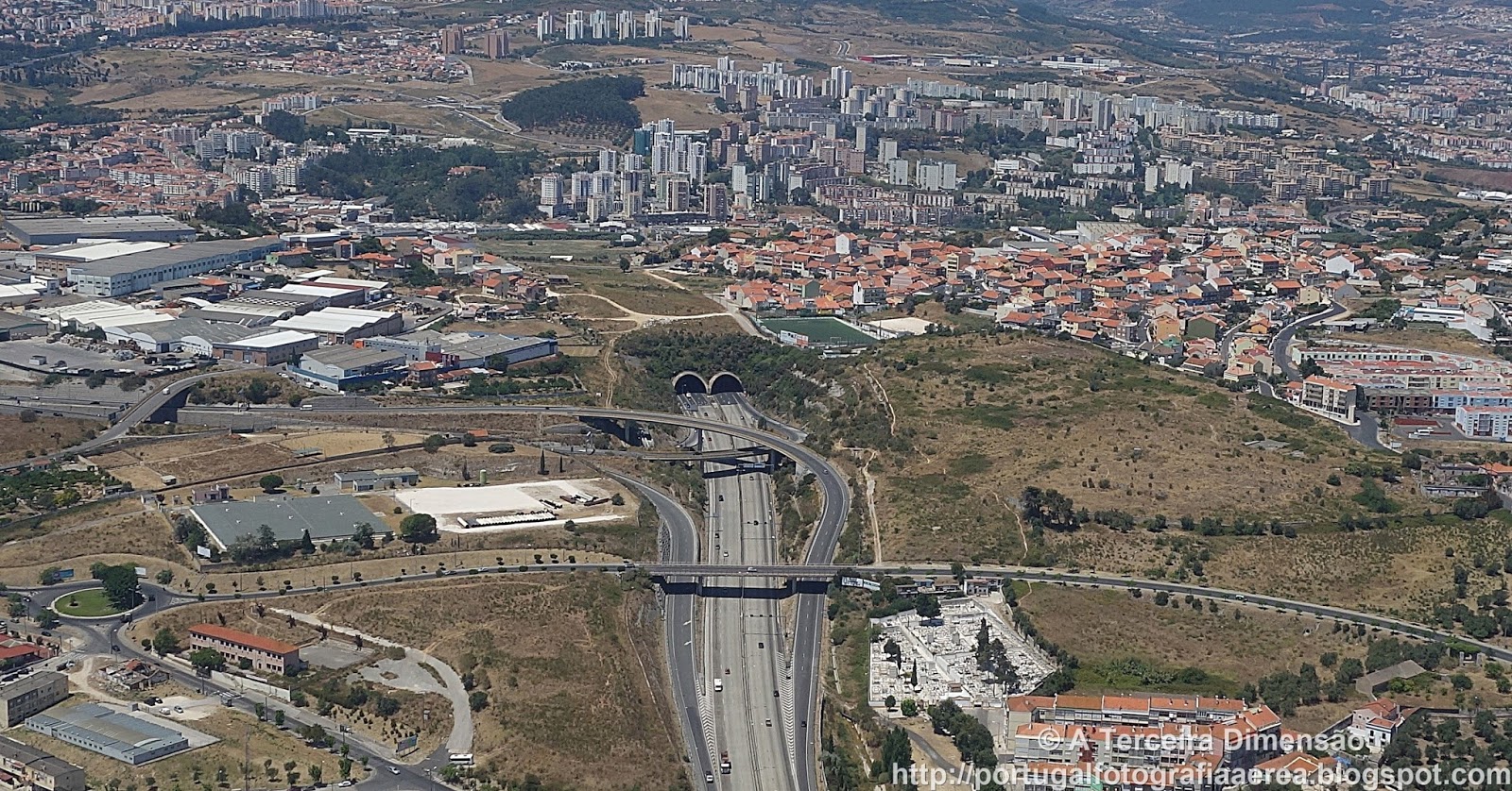 A Terceira Dimensão: Camarate