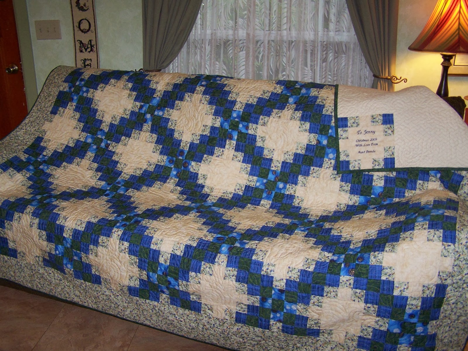 PURPLE SAGE ORIGINALS: Irish Chain and Trip Around The World Quilt ...