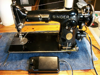 Perfect Stitch: The amazing Singer 201