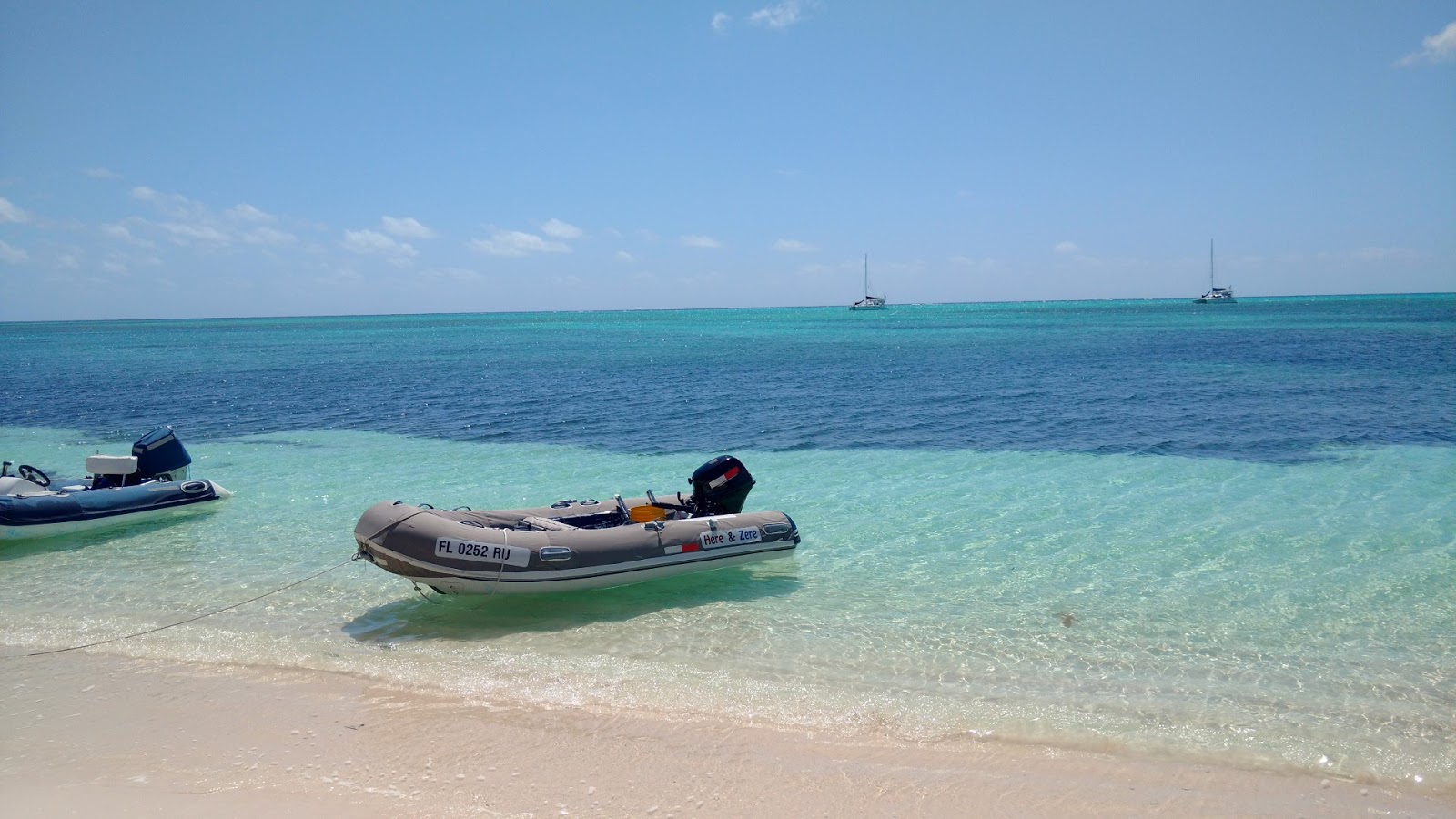 McCraw Sails: Rum Cay, Bahamas