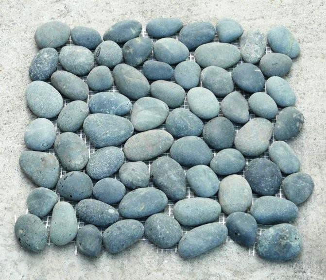 PEBBLE STONE ON NETTING / PEBBLE MESH TILE INTERLOCK 30 x 30 CM