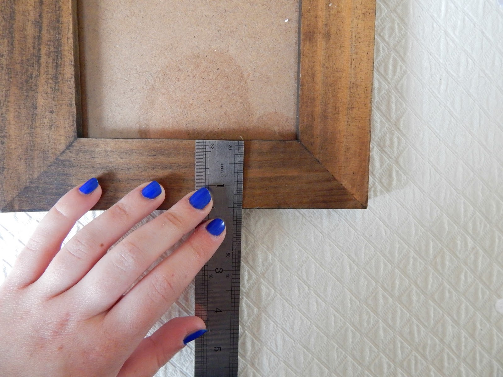 How to: DIY Colouring Pencil Photo Frame | Awake + Make | A Blog for ...