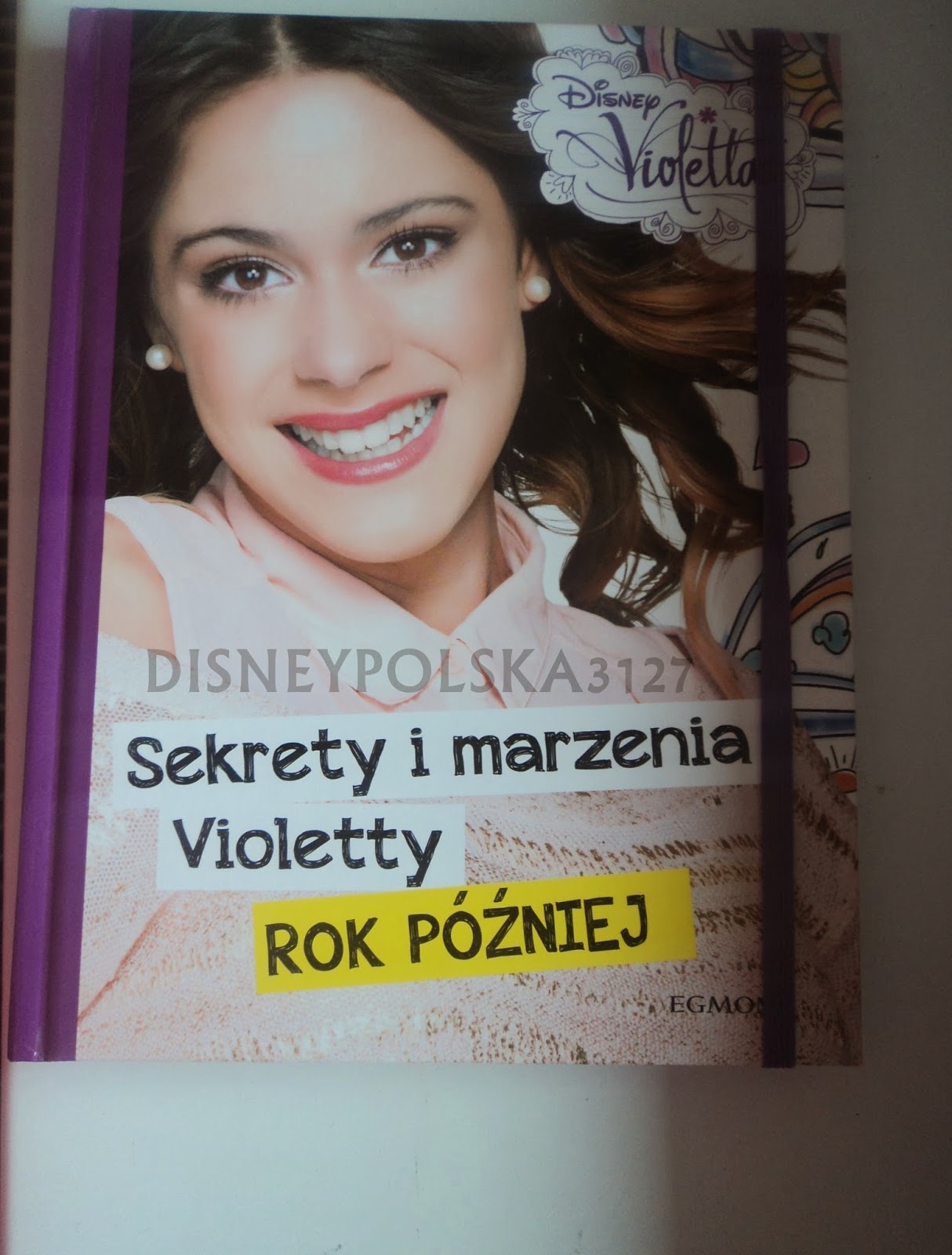Disney Polska : [Recenzja] Sekrety i marzenia Violetty. Rok później.