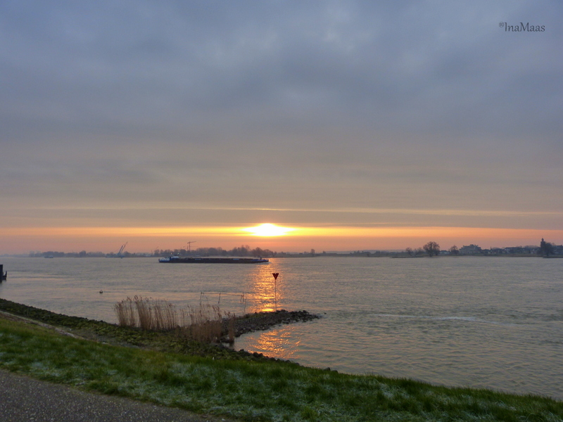 Rivier de Merwede Boven Hardinxveld