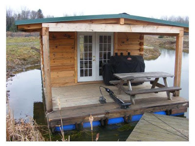 Relaxshacks.com: THIRTEEN Tiny Dream Log Cabins- AND a floating log home!