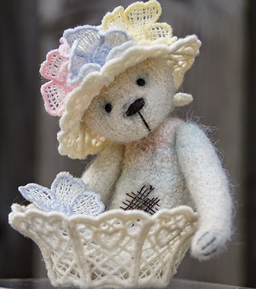 ThReAdTeDs®: Teddy (thread) Bears & Friends
