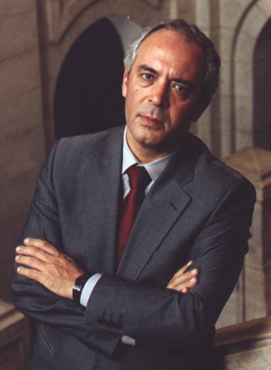 Oeiras a Ler: David Justino: Difícil é Educá-los