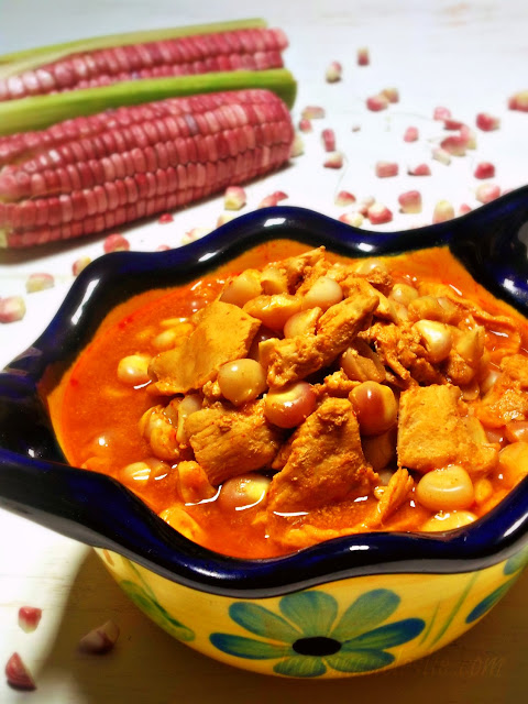 Pozolillo Mio {Red Chicken and Fresh Corn Pozole} - La Cocina de Leslie