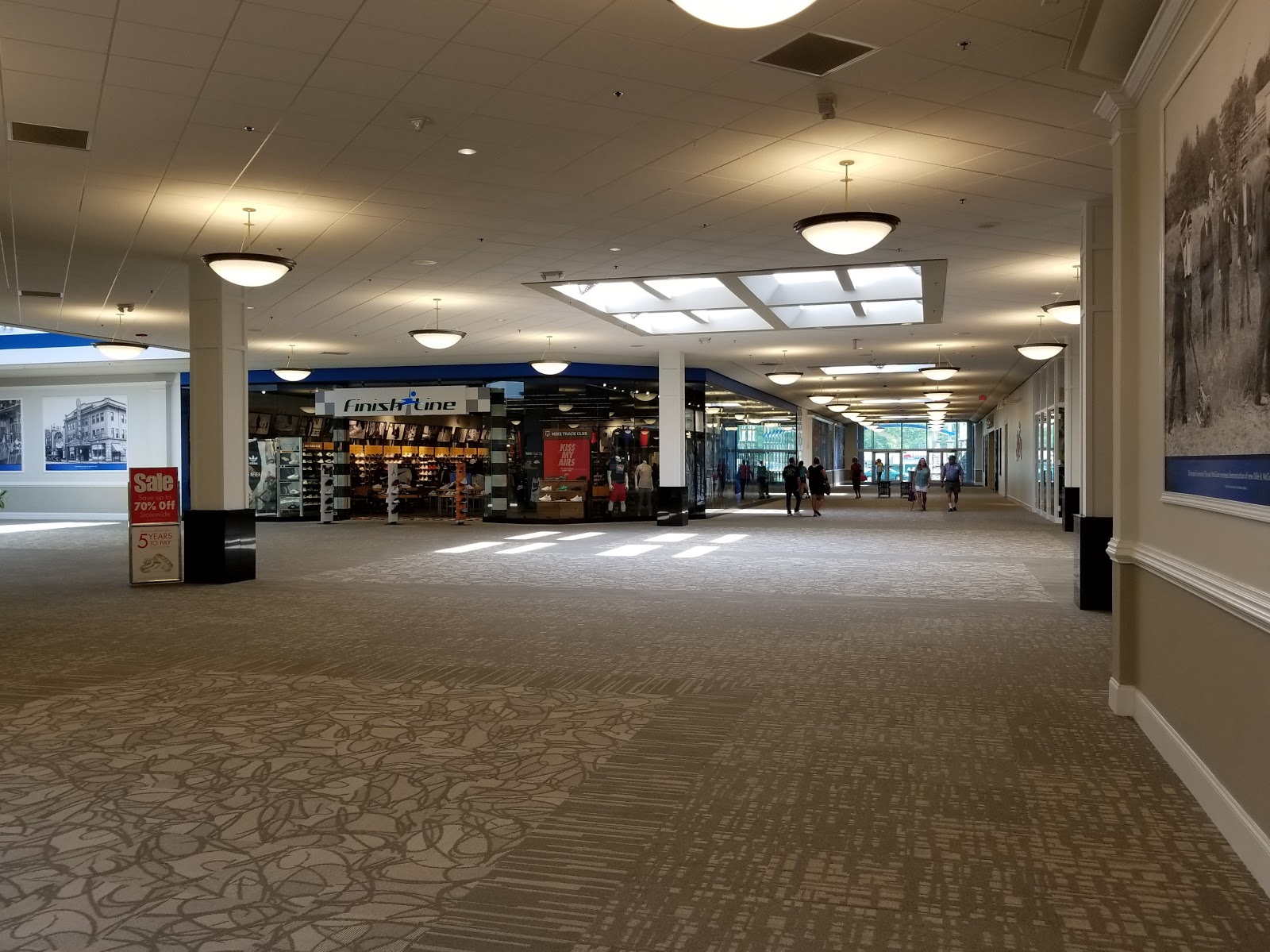 Dead and Dying retail