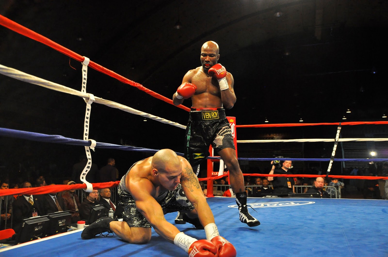 ProAmFightTalk with Juan Marshall: Venroy July, Attorney / Professional ...